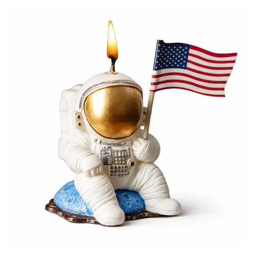 SOUTHLAKE GIFTS Candle - Astronaut