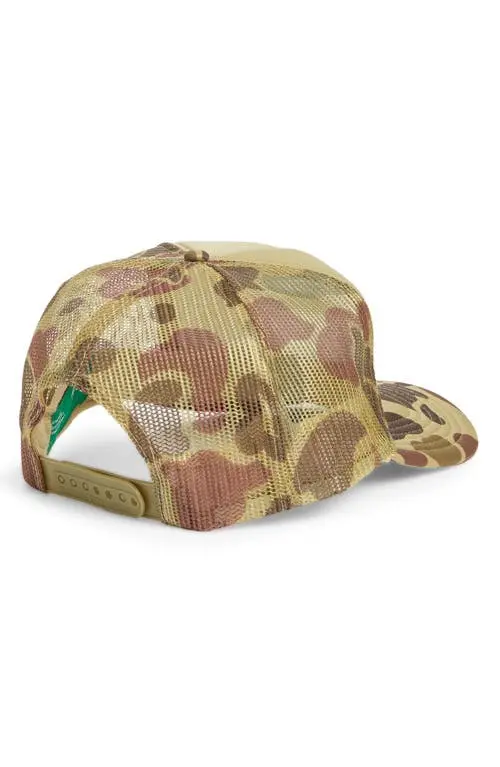 FRIDAY FEELIN’ Trucker Hat