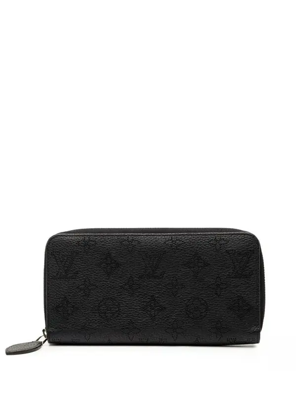 LOUIS VUITTON 2016 Monogram Mahina Zippy Wallet Long Wallets - Black