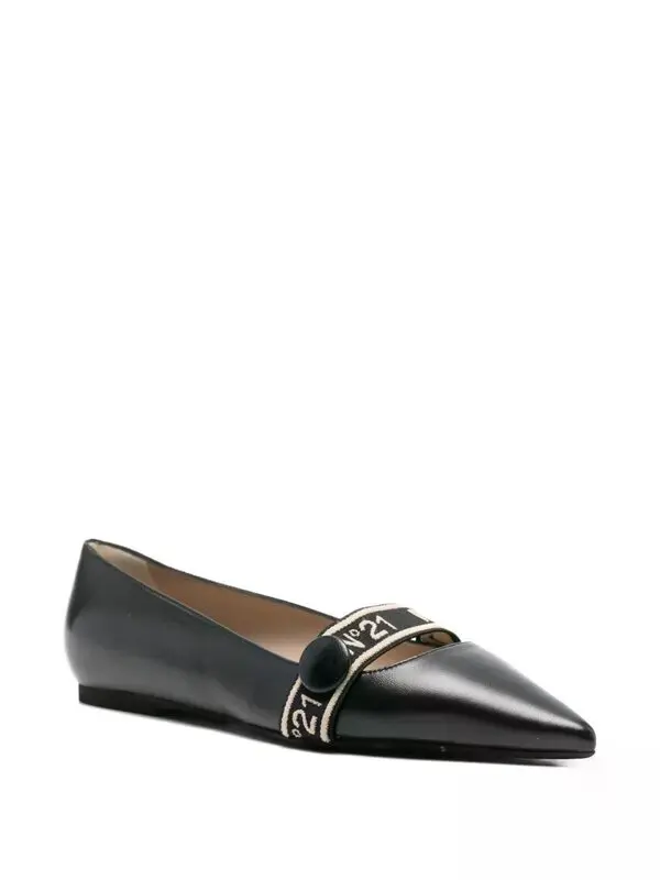 N°21 Pointed Strap Flat Pumps