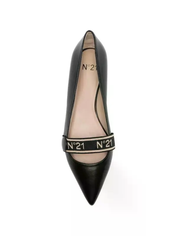 N°21 Pointed Strap Flat Pumps