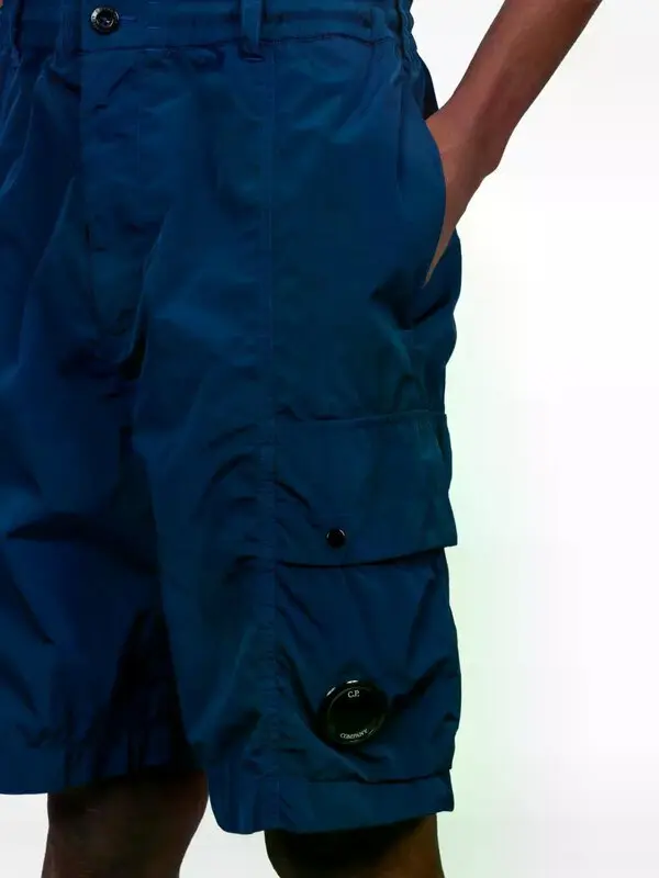 C.P. COMPANY Cargo Pocket Shorts - Blue