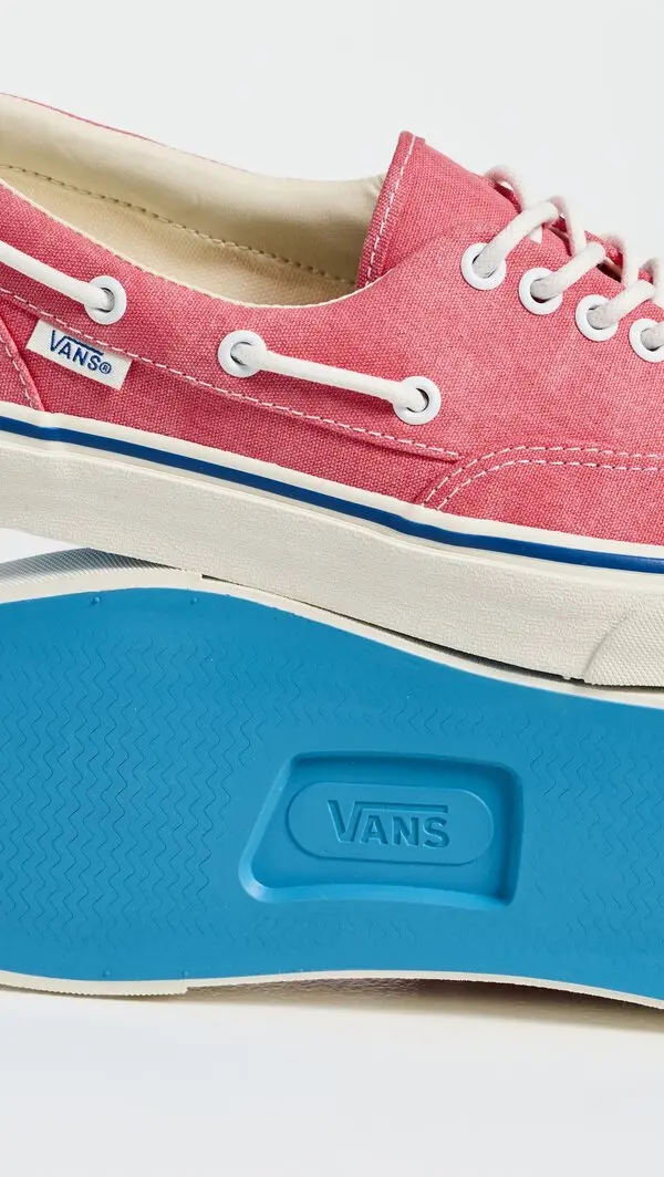 VANS Authentic Boat M 7/w Canvas Sneakers