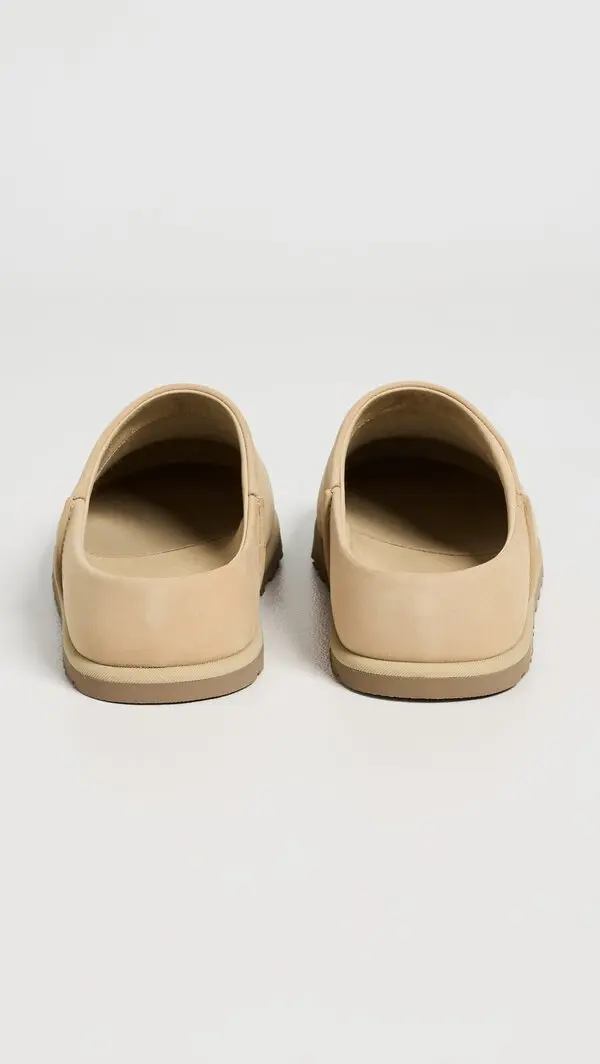 UGG Otzo Clogs - Mustard Seed
