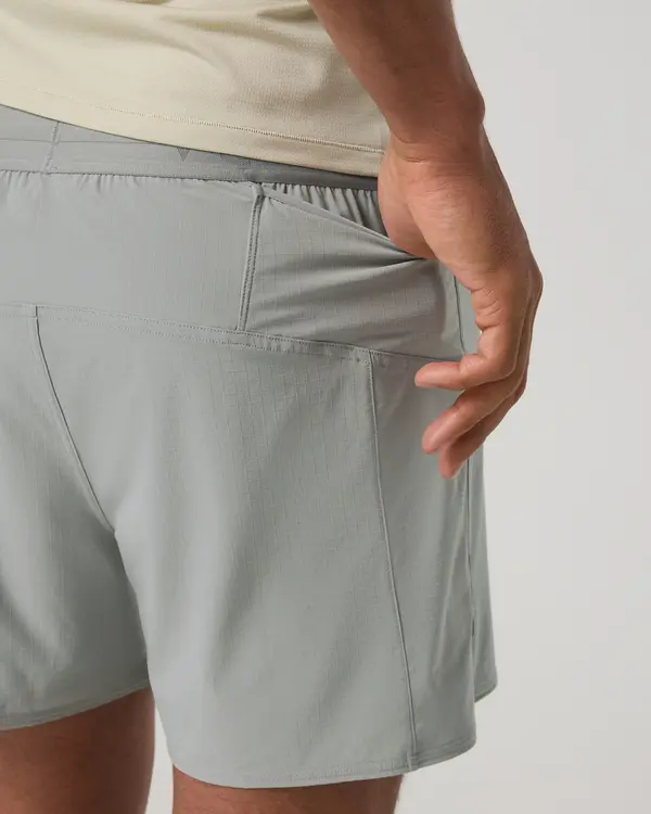 Vuori Terrain Lined 5" Shorts - Slate Rock