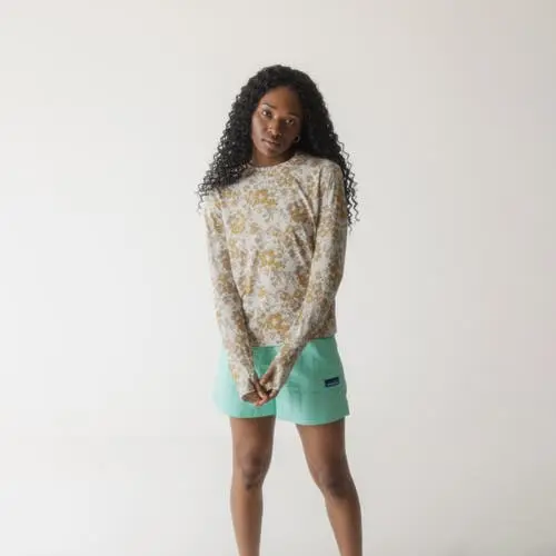 KAVU Sunlite Crewneck Top - Soft Bloom