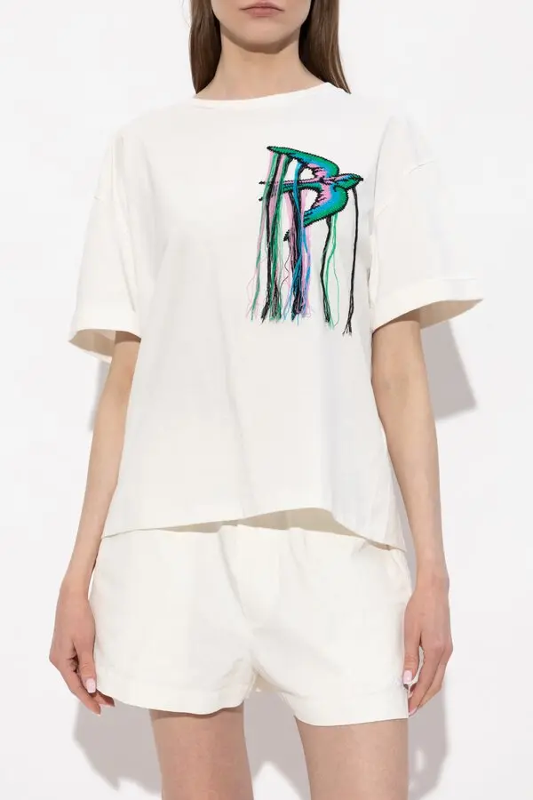 AKEP T-shirt With Patch