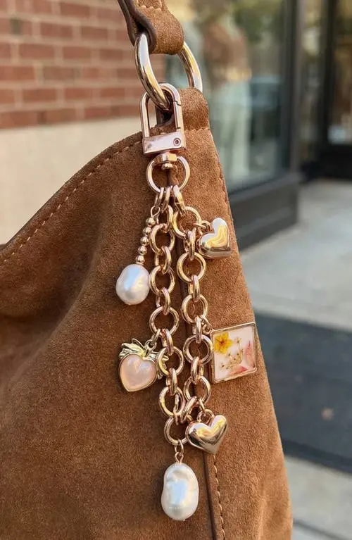 MACRAE & CO. Charm - Gold Shell