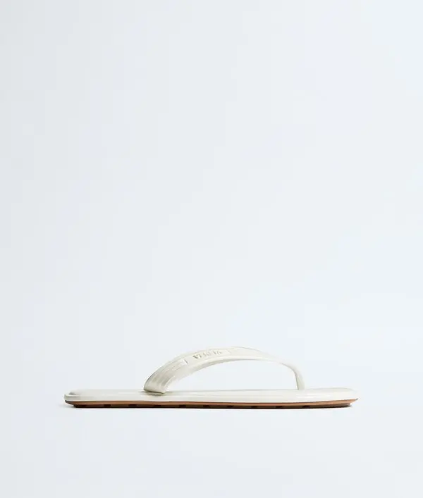 Bottega Veneta Sampieri Thong - Alabaster