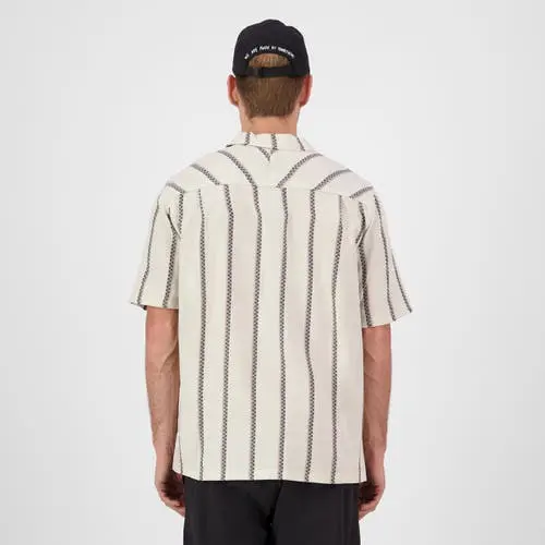 MONS ROYALE At Merino Short-sleeve Shirt