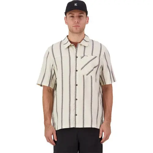 MONS ROYALE At Merino Short-sleeve Shirt