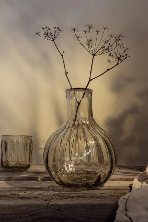 VILLA LUA HOME Handblown Fluted Carafe Set