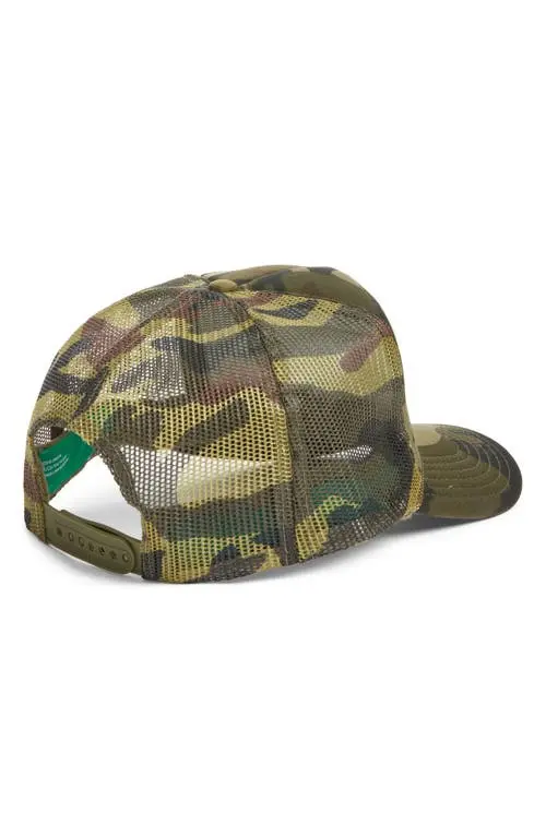 FRIDAY FEELIN’ Trucker Hat