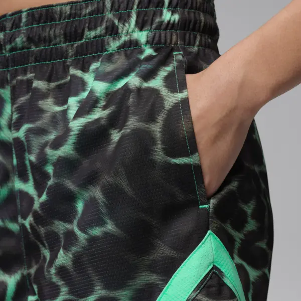 JORDAN Sport Diamond Shorts - Green