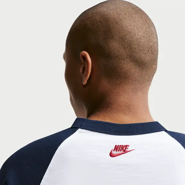 Nike Club 3/4-sleeve Raglan Top