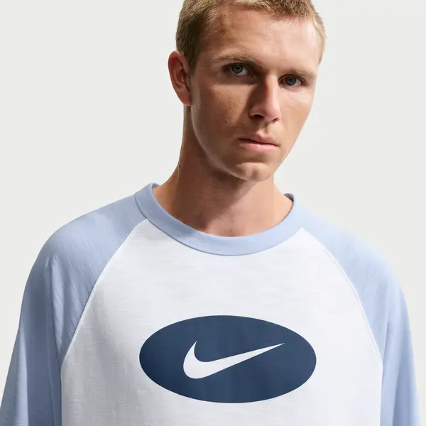 Nike Club 3/4-sleeve Raglan Top