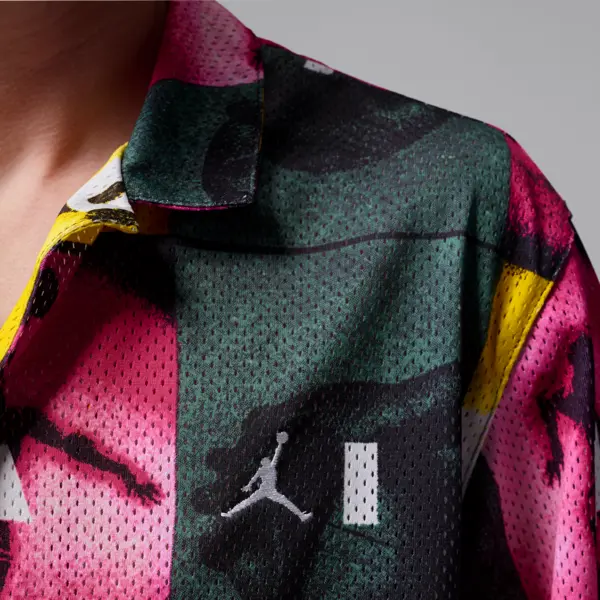 JORDAN Brooklyn Graphic Shirt
