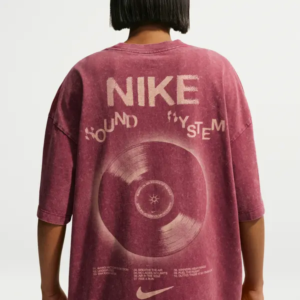 Nike Classic Oversized T-shirt