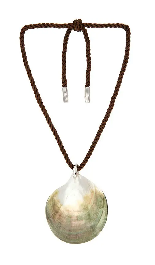 JULIETTA Shell Pendant Necklace - Brown