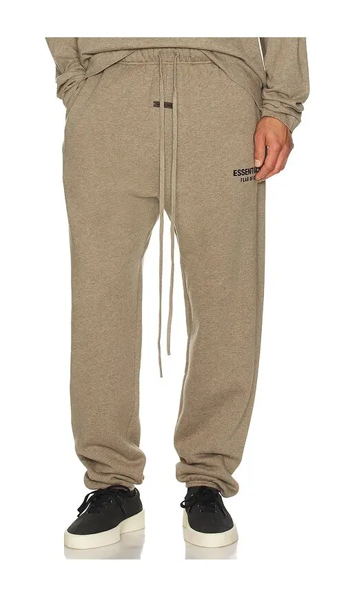 Fear Of God Classic Fit Fleece Sweatpant In Neutral - Homestead Heather