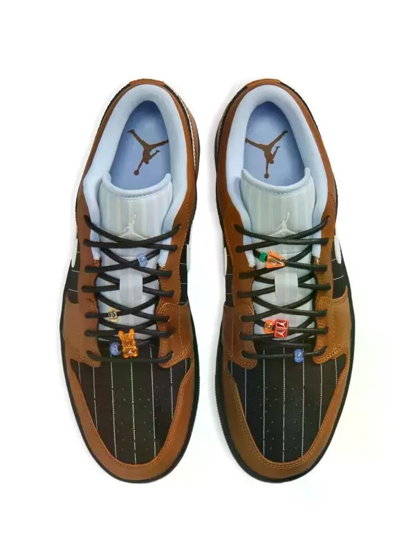 JORDAN Air 1 Low Top Sneakers
