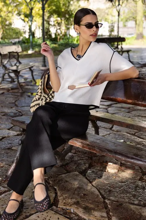 KADA Awaken Ribbed Knit Crop Pant - Ink