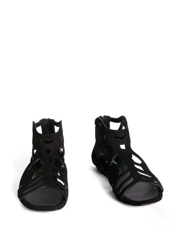 Emilio Pucci Low Gladiator Sandals - Black