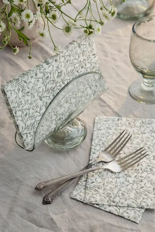 VILLA LUA HOME Handblown Napkin Holder