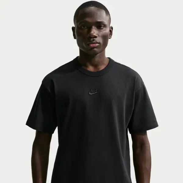 Nike Sportswear Premium Essentials T-shirt - Black