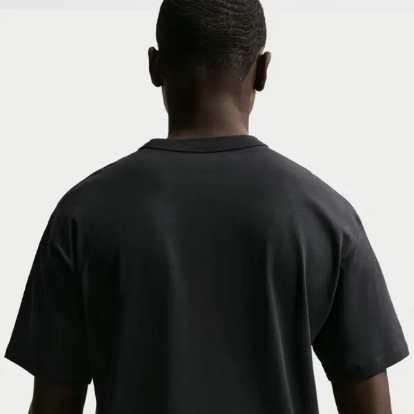 Nike Sportswear Premium Essentials T-shirt - Black