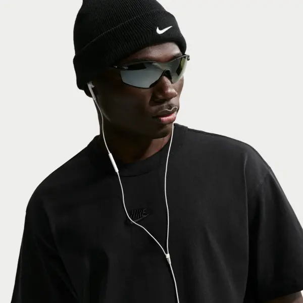 Nike Sportswear Premium Essentials T-shirt - Black