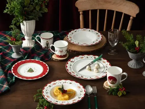 Prouna My Noel Dinner Plate