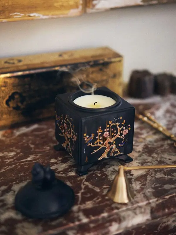 CULTUS ARTEM Handcrafted Porcelain Candle Vessel - Multicolour