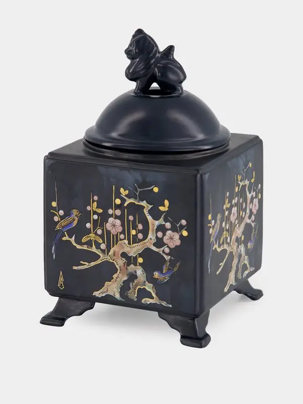 CULTUS ARTEM Handcrafted Porcelain Candle Vessel