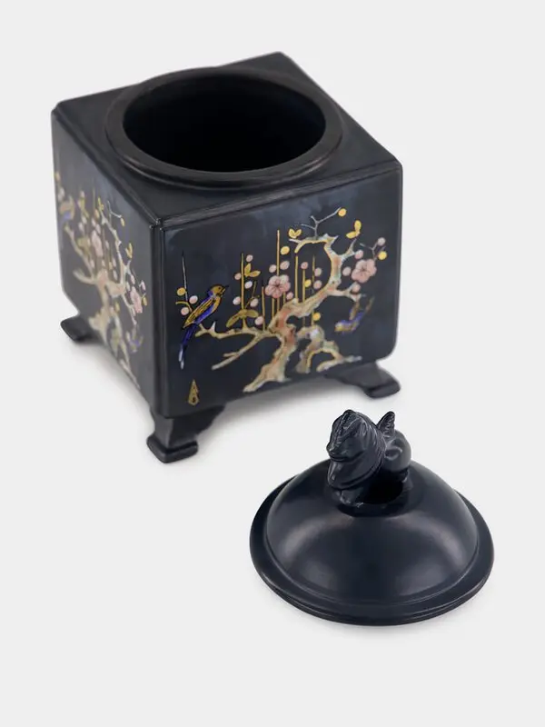 CULTUS ARTEM Handcrafted Porcelain Candle Vessel