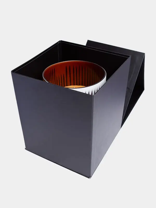 ONNO Akosua Extra Large Candle - White