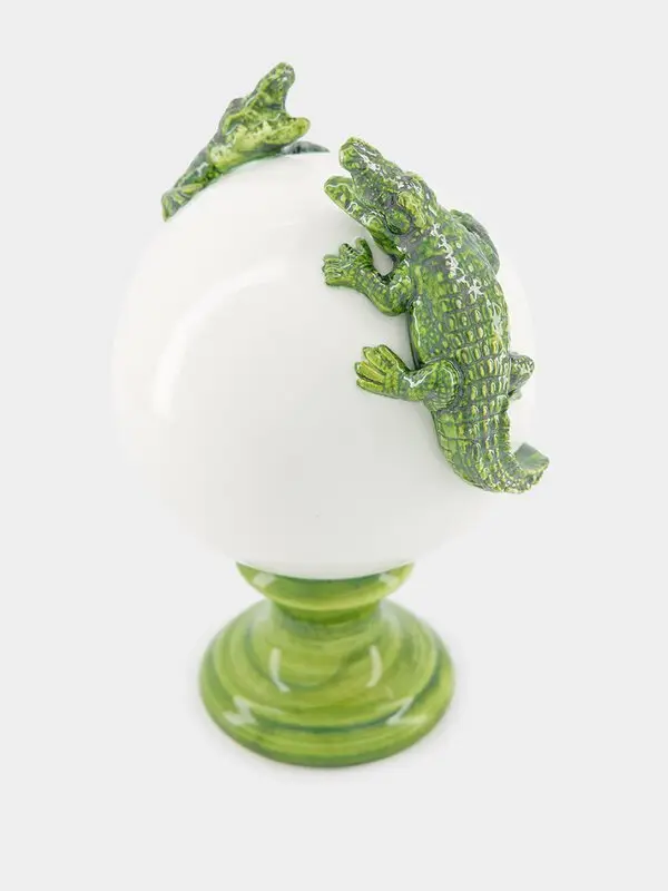 LES-OTTOMANS Crocodile Globe Decor