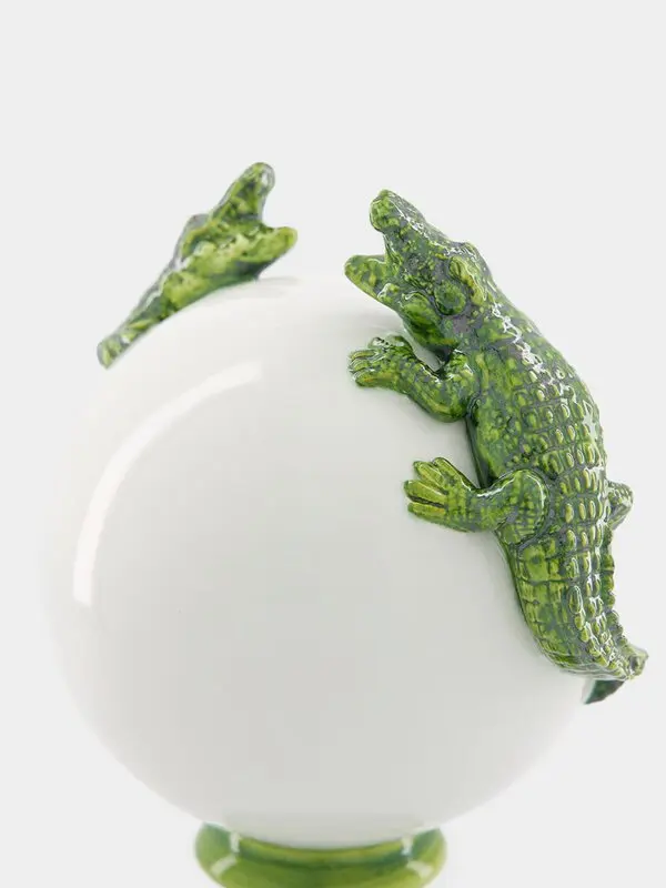 LES-OTTOMANS Crocodile Globe Decor