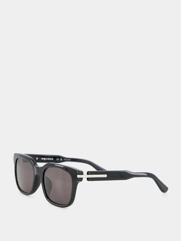 Alexander McQueen City T-bar Rectangular Sunglasses - Black
