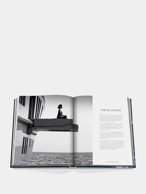 Assouline Yacht Club De Monaco Book - Multicolour