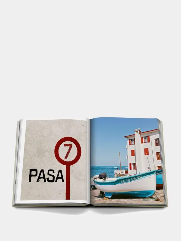 Assouline Biarritz Basque - Multicolour