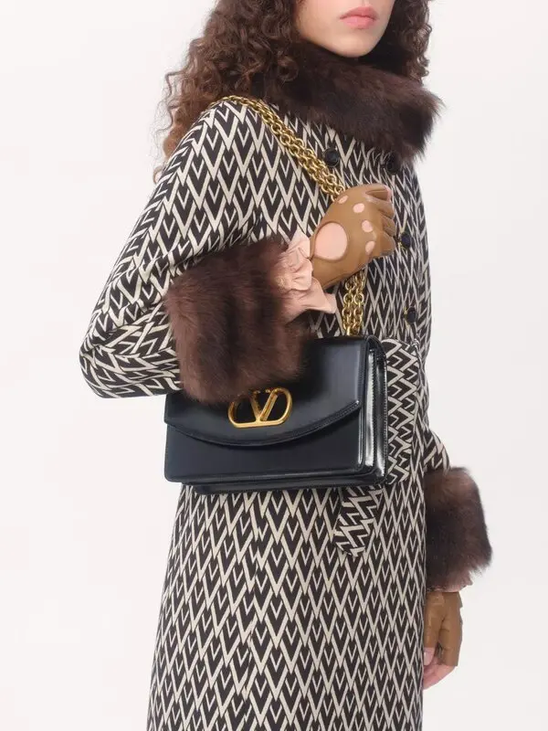 Valentino Garavani Vain Shoulder Bag - Black