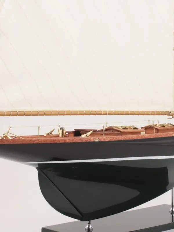 KIADE Pen Duick Sailing Boat Model