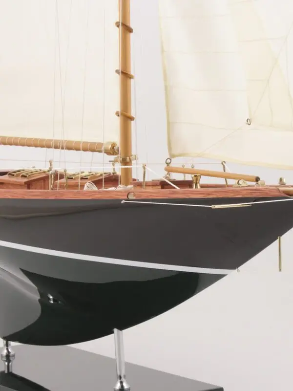 KIADE Pen Duick Sailing Boat Model