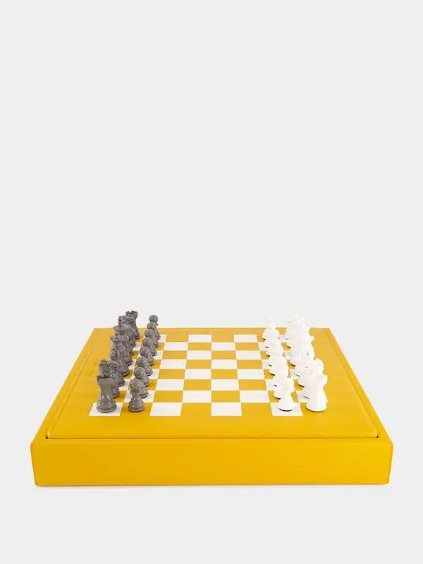 Hector Saxe Paris Buffalo Chess Set - Yellow