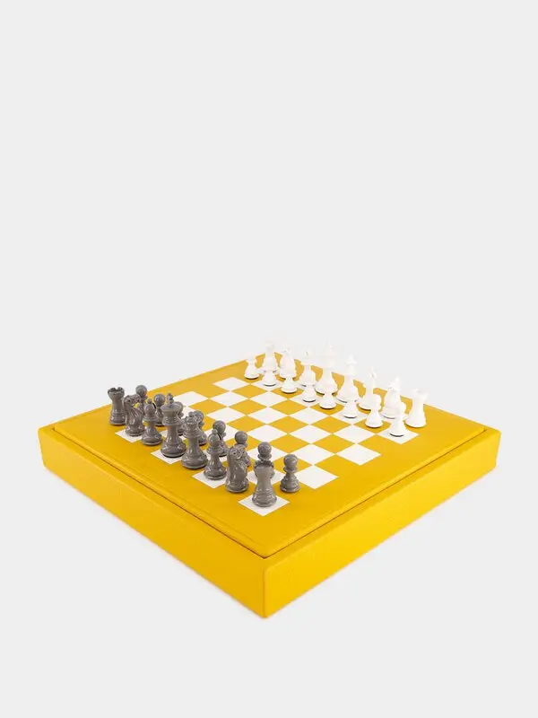 Hector Saxe Paris Buffalo Chess Set