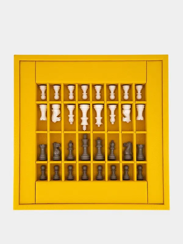 Hector Saxe Paris Buffalo Chess Set