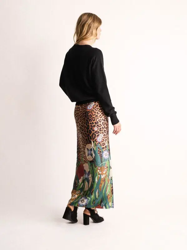 PAULA Dianela Tap Shoe Cashmere Blouse
