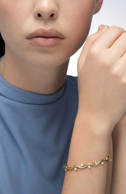 MARK HENRY 18k Gold Wavy Bangle - Diamond