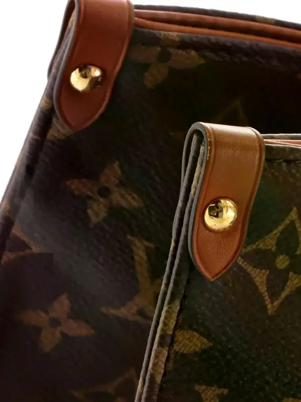 LOUIS VUITTON Onthego Organizer Monogram Canvas Tote Bag - Brown